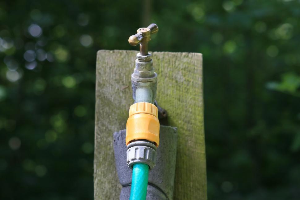 The Difference Between Pipe Taps and Traditional Taps